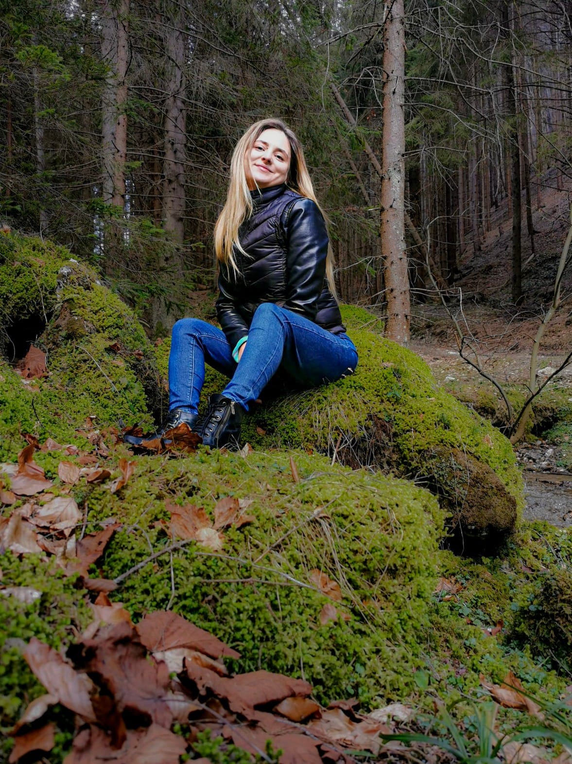 Cascada Urlatoarea (Screaming waterfall, Vama Buzaului, Romania) – Dreamer